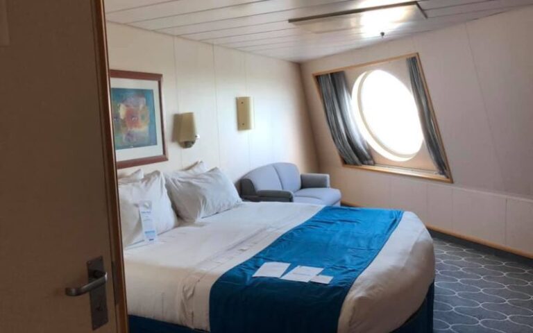 The Best and Worst Cabins on Royal Caribbean's Adventure of the Seas ...