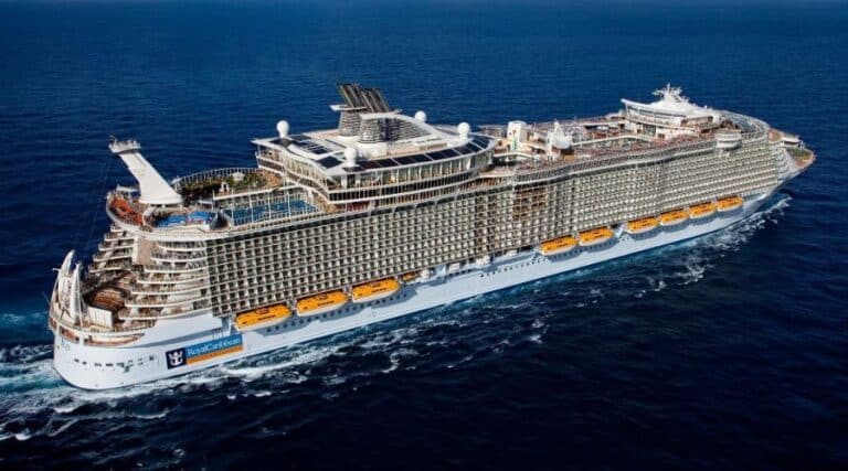 The Largest Cruise Ships in the World (and the Mega-Ships Coming Soon!)