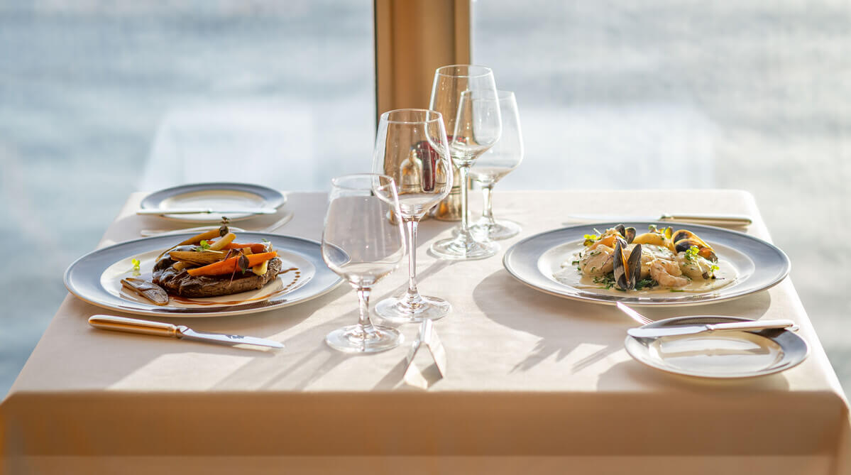 Food Really Does Taste Better At Sea: The Scientific Proof!