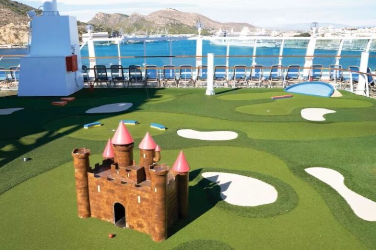 23 Fun Things To Do On A Marella Cruise - It's Impossible To Feel Bored!