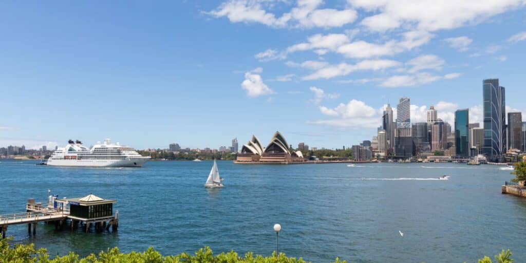 Miami Roundtrip Cruise to Explore Hawaii, Bora Bora and Australia in ...