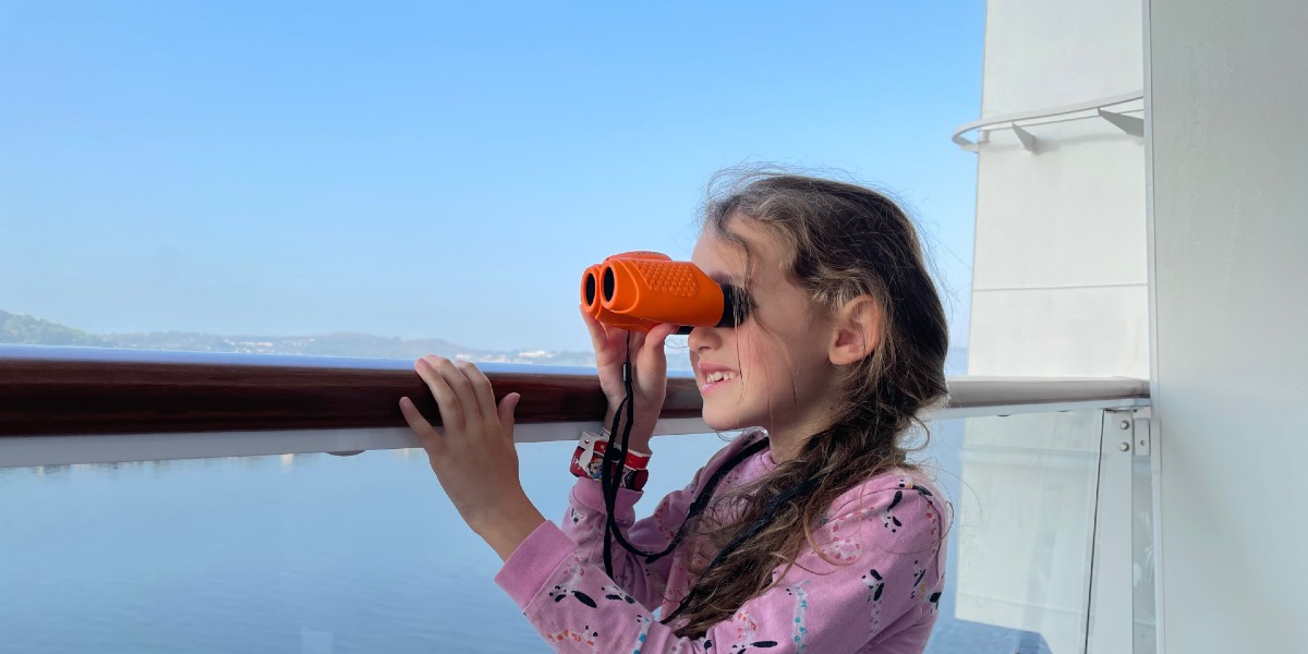 17 Nautical Greetings and Expressions You Can Use At Sea